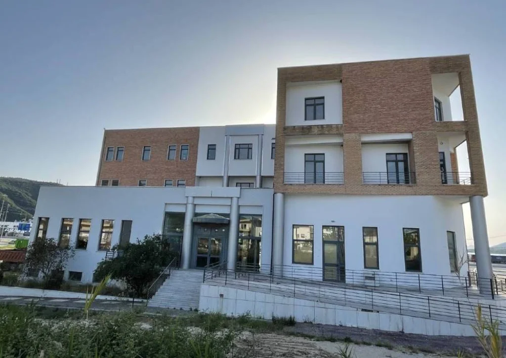 Συγχαίρουν τους αστυνομικούς που έσωσαν μία ανθρώπινη ζωή - EpirusPost