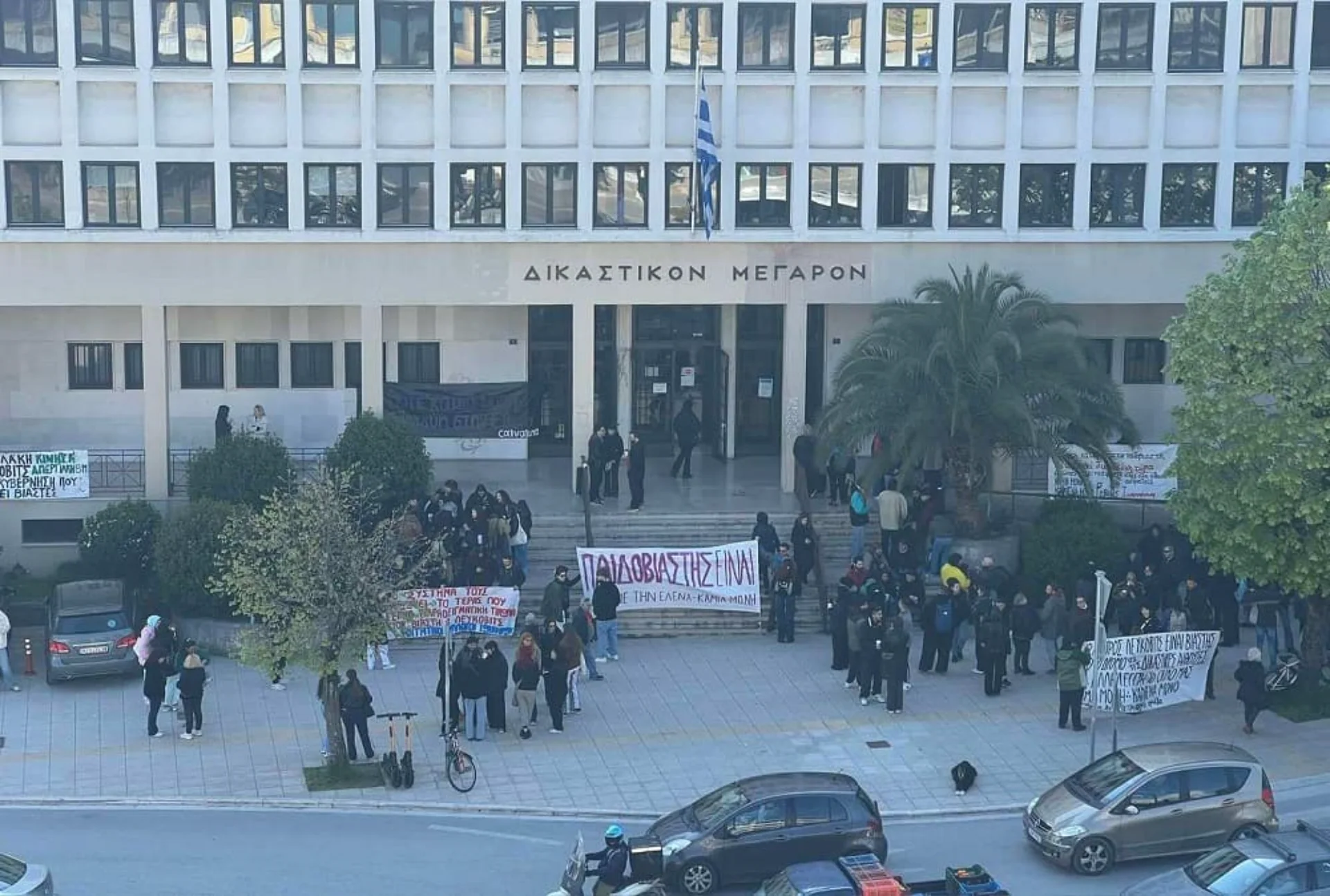 Οργή στο Δικαστικό για τον «πατέρα» βιαστή του παιδιού του! - EpirusPost