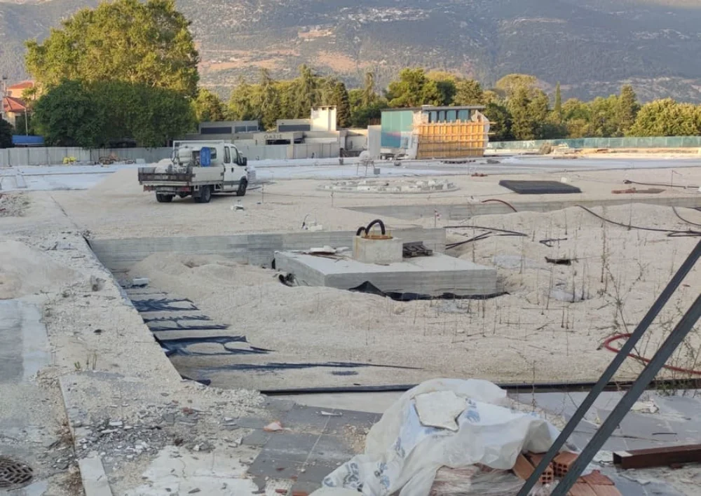 Έχει πολύ… δρόμο η κεντρική πλατεία! - EpirusPost