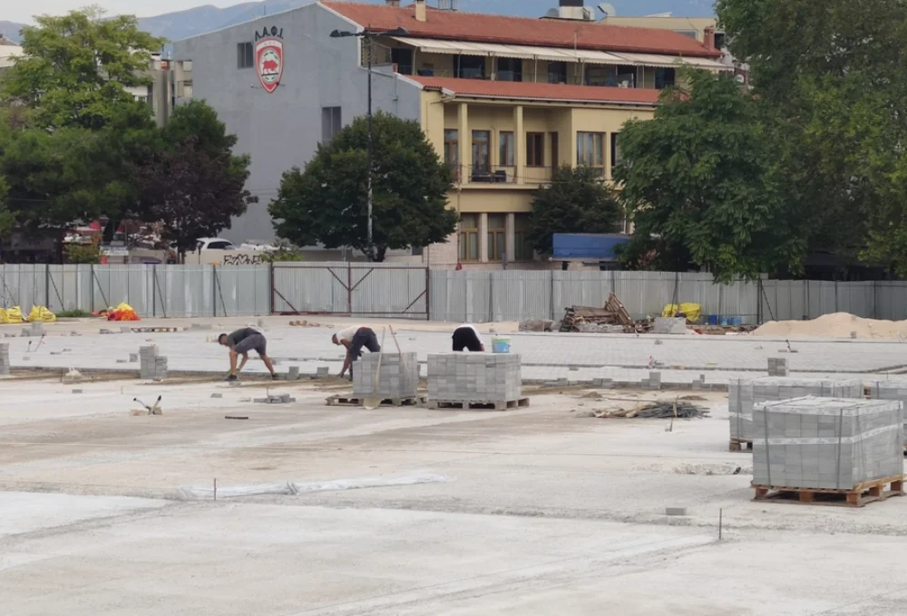 Το κέντρο των Ιωαννίνων ασφυκτιά, τα έργα της πλατείας καθυστερούν – Τι ...